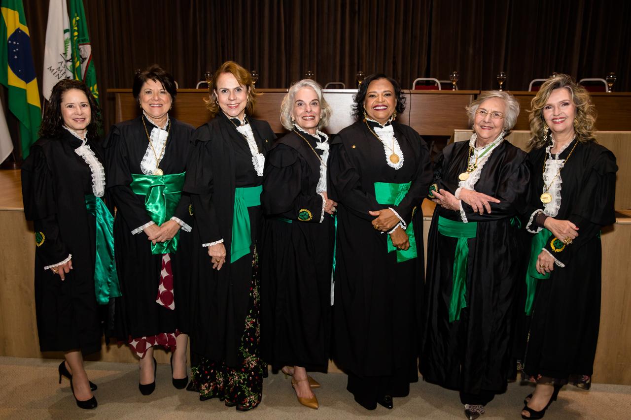 Posse Dra. Magda Maria Profeta da Luz – Academia Mineira de Medicina